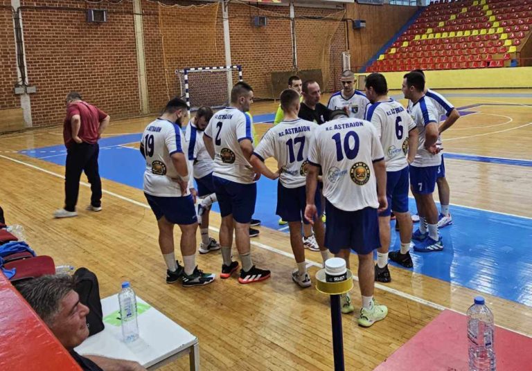 ДЕНЕСКА НА ТЕРЕНИТЕ Еден прволигашки дуел во Македонија 24 РАКОМЕТ